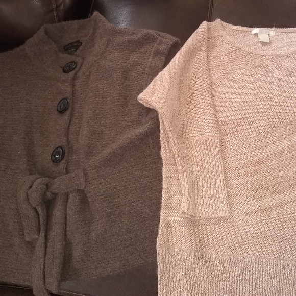 Nomadic Traders | Sweaters | Euc 2 Sweater Bundle Size Small | Poshmark